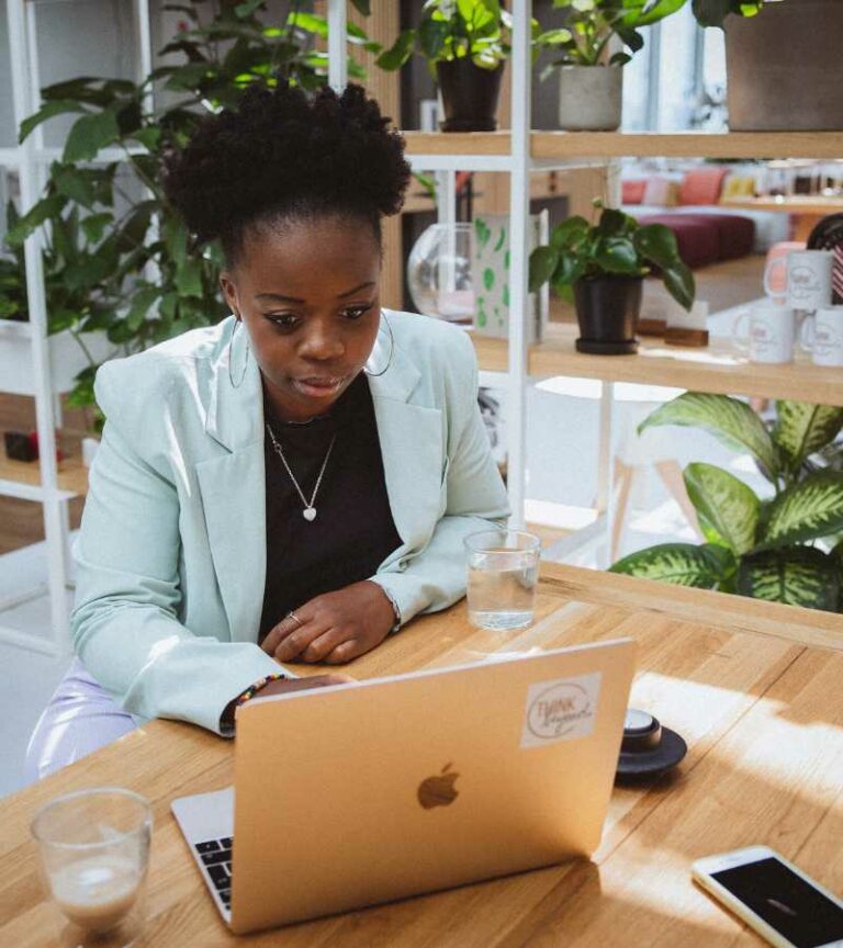 Virtual Collaboration 101: Master Effective Virtual Teamwork